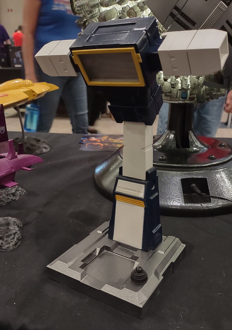 Transformers Soundwave Desk Lamp - Etsy