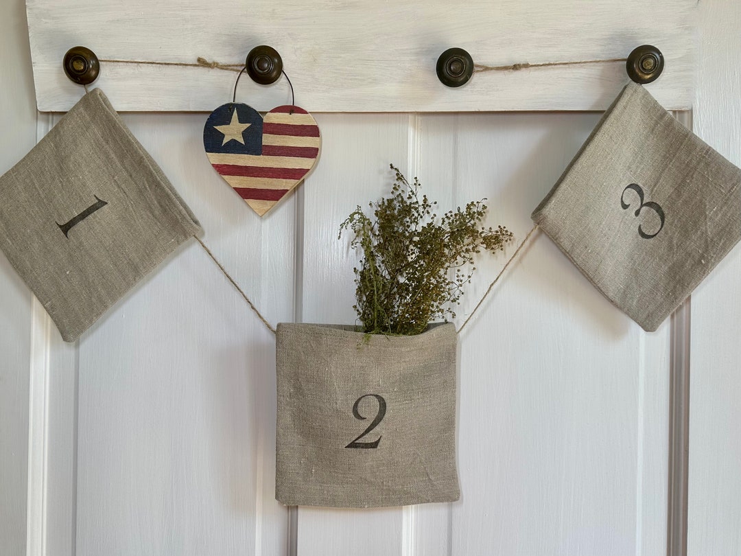 Rustic Farmhouse Triple Wall Pockets, European Linen Peg Rail Hanger ...