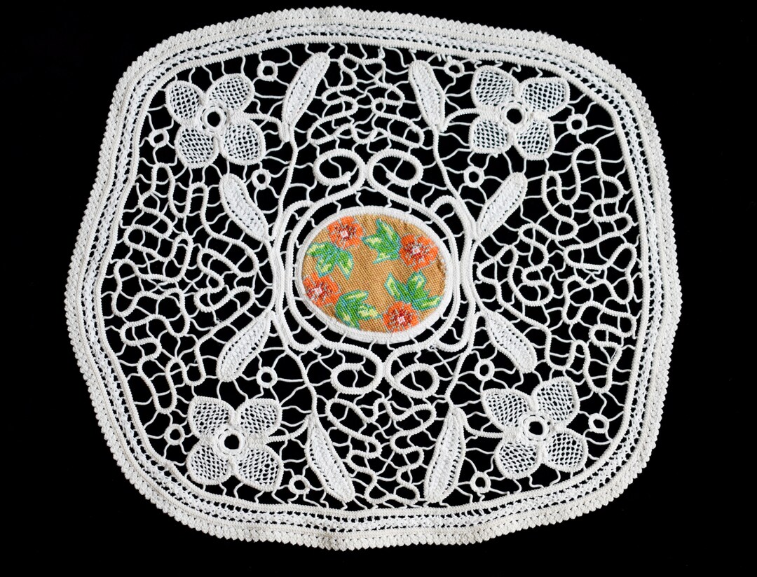 Handmade Romanian Macrame Table Decor With Gobelin Center, Vintage - Etsy