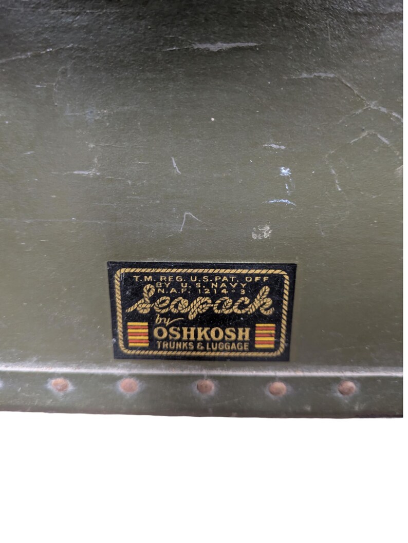 Vintage WWII Military Suitcase Trunk Navy Seapack Clothes Uniform Trunk ...