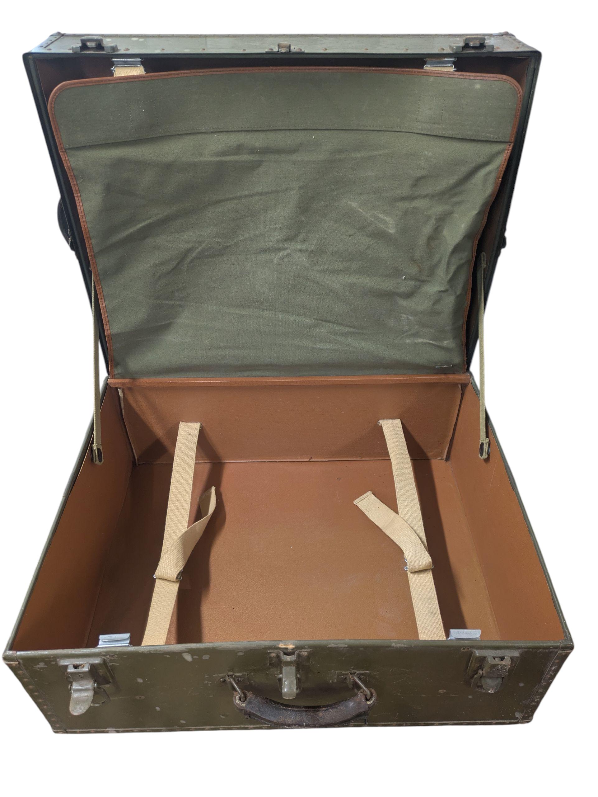 Vintage WWII Military Suitcase Trunk Navy Seapack Clothes Uniform Trunk ...