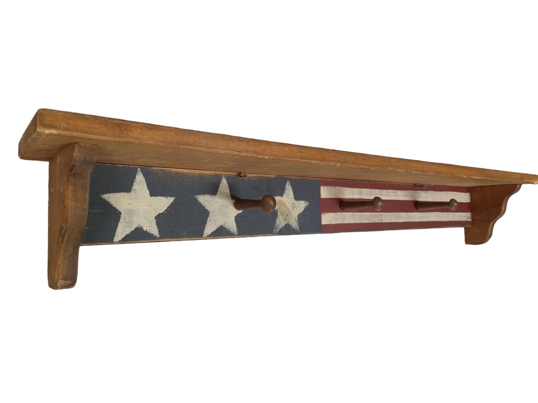 Vintage Wooden Wall Shelf Patriotic Painted American Flag Peg Mug Hook ...
