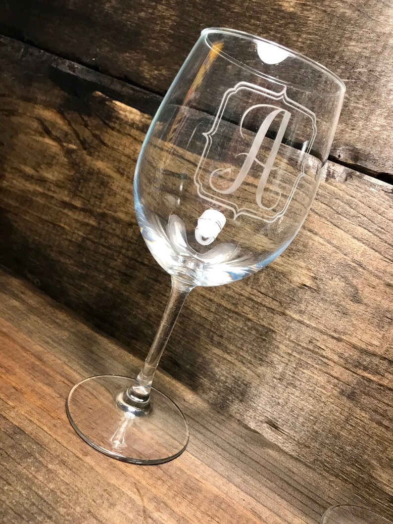 Personalized Custom Etched Wine Glass - Etsy