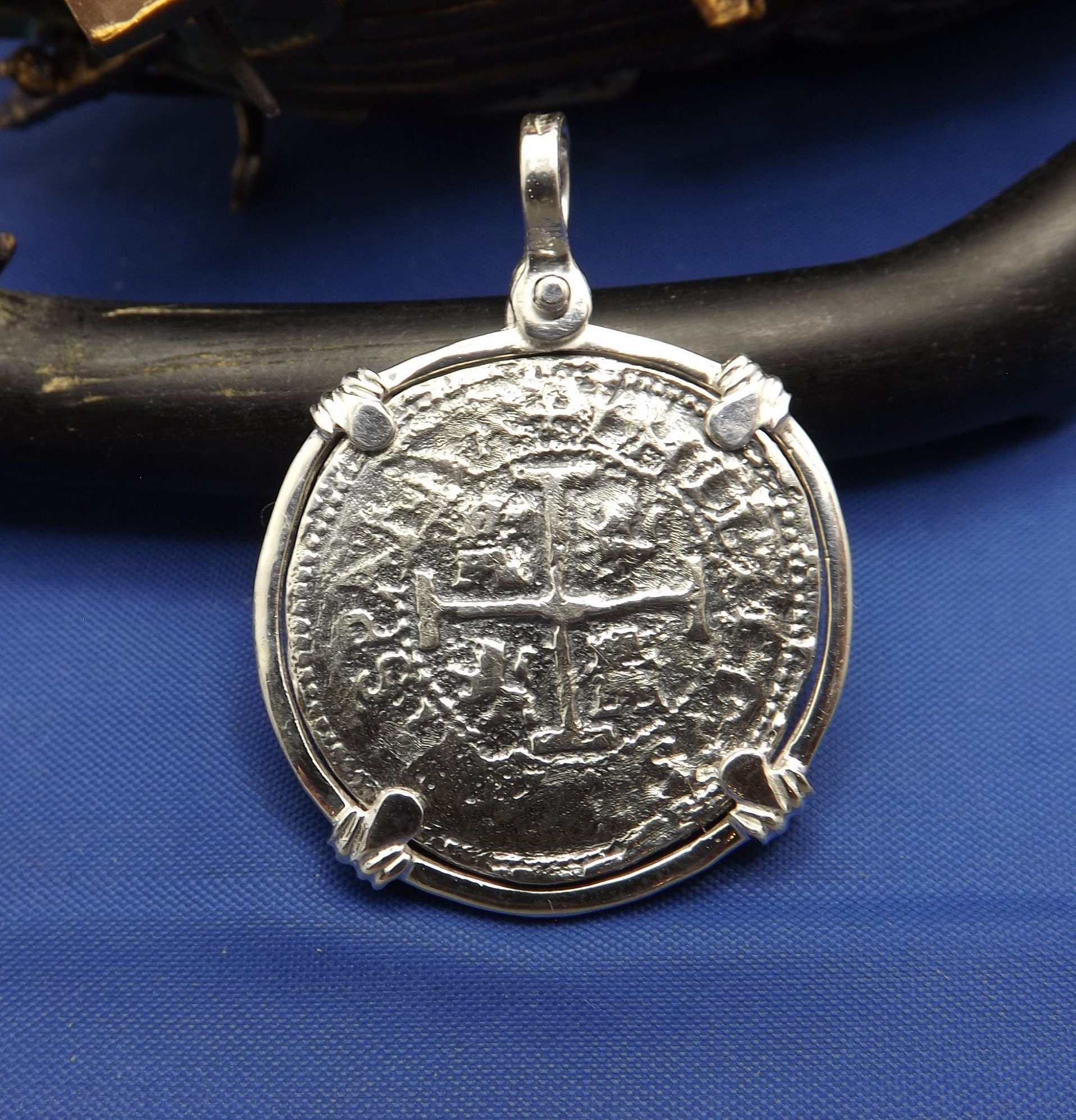 Shipwreck "4 Reale" Treasure Coin Reproduction Doubloon Pirate Coin ...