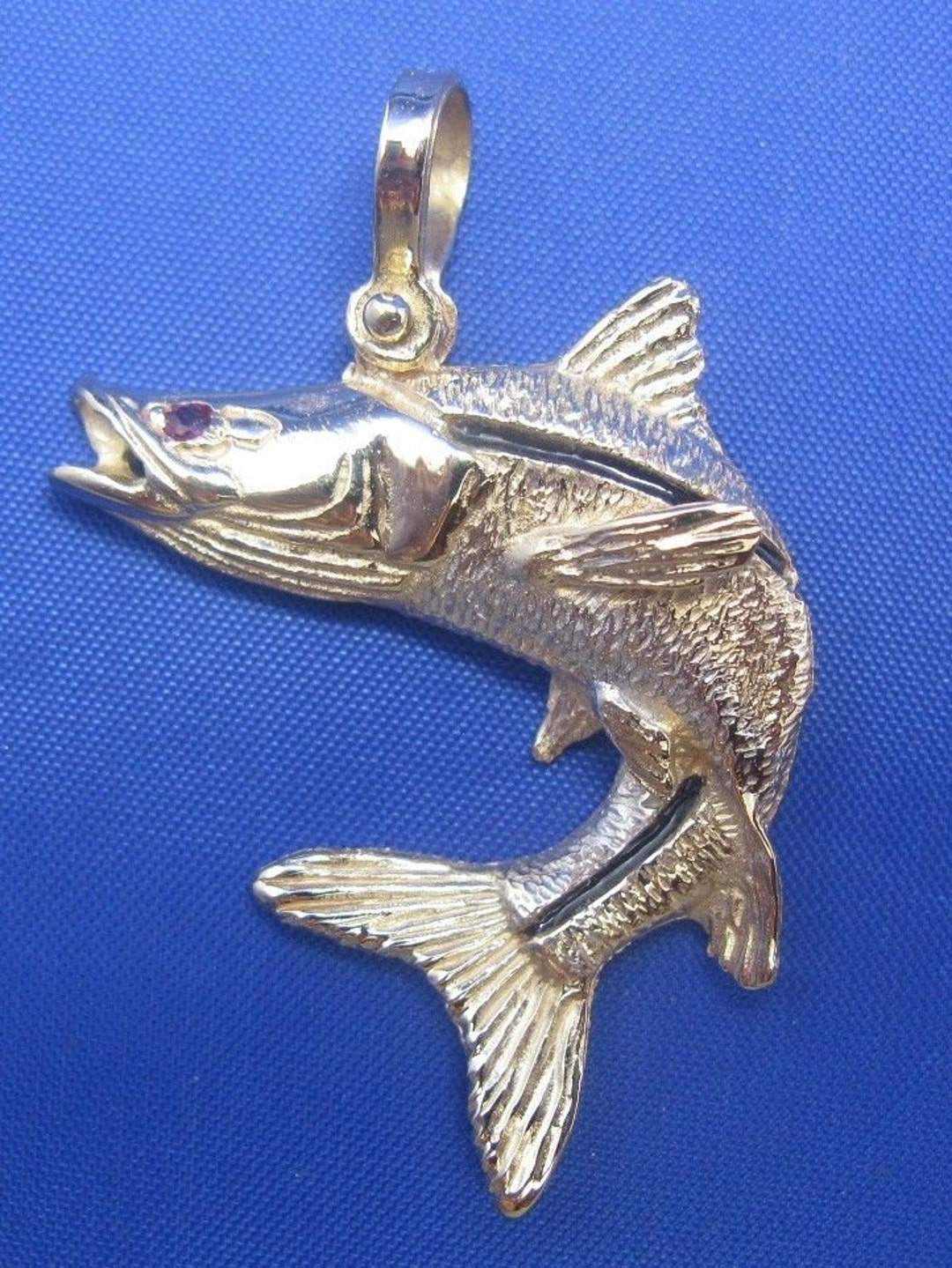 14k Gold Snook Fish Pendant: Ruby Eye, Two-tone Design - Etsy