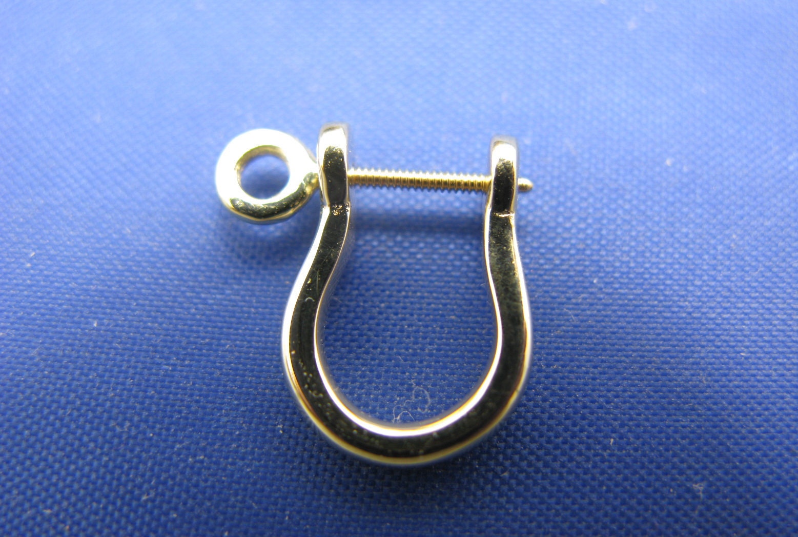 Small 14kt Solid Gold Pirate Shackle Earring Single Handmade by Crisol ...