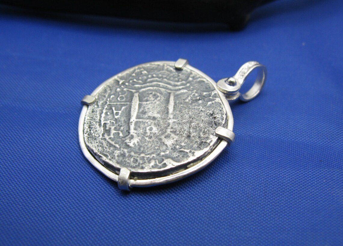 Sterling Silver Pirate Doubloon "2 Reale" Shipwreck Coin Pendant ...