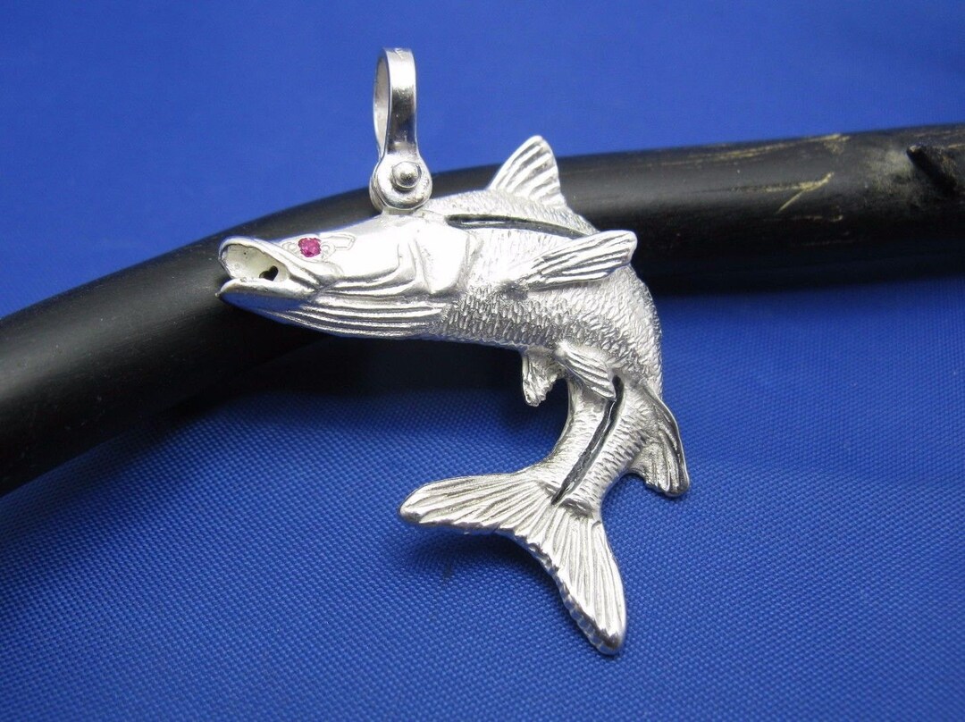 Sterling Silver Curved Snook Pendant With Genuine Ruby Gemstone Eye and ...