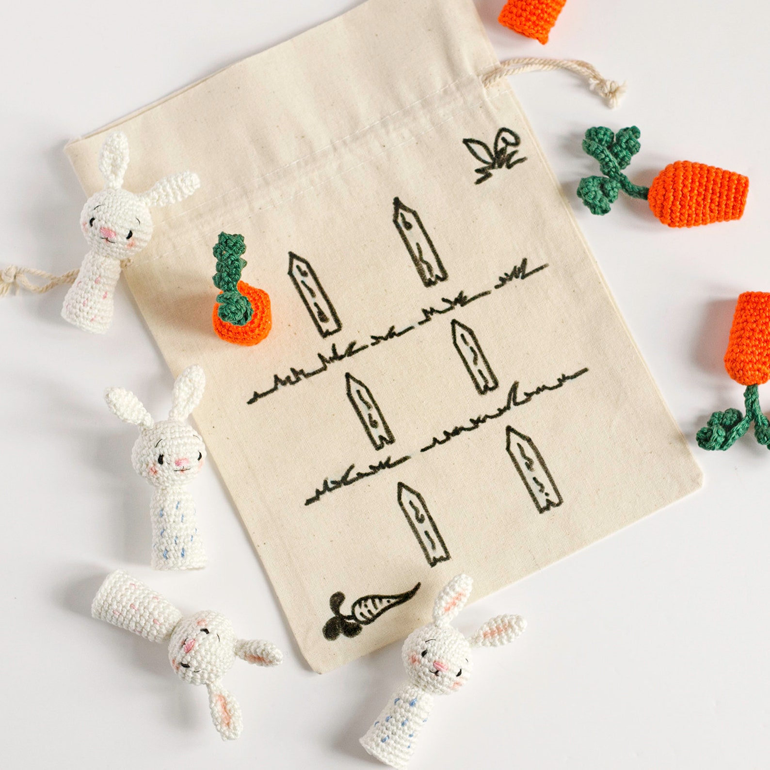 Tic Tac Toe and Finger Puppets Crochet Bunny and Carrot • Bunny and ...