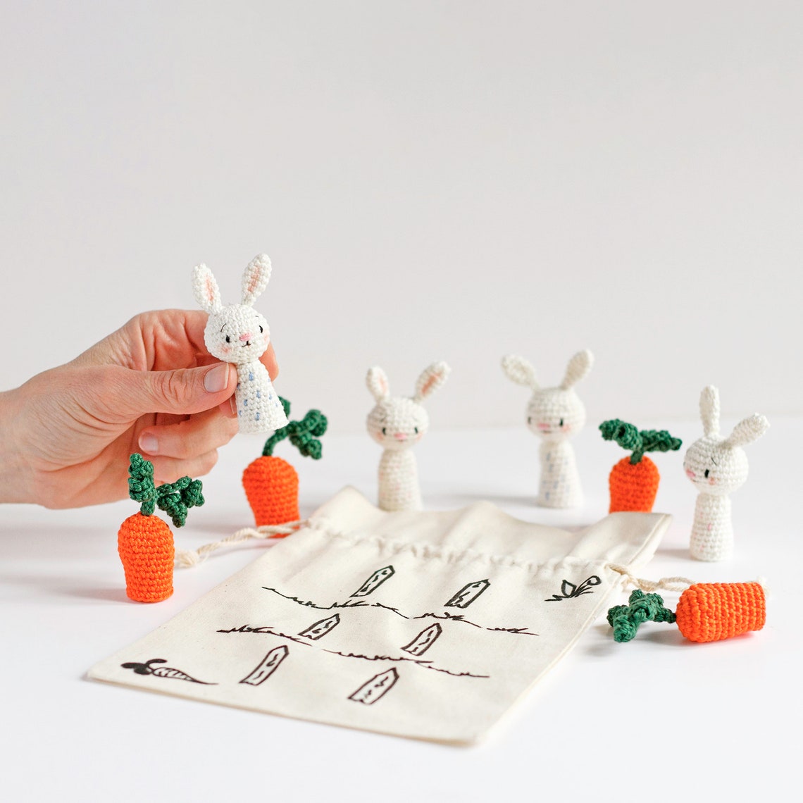 Tic Tac Toe and Finger Puppets Crochet Bunny and Carrot • Bunny and ...