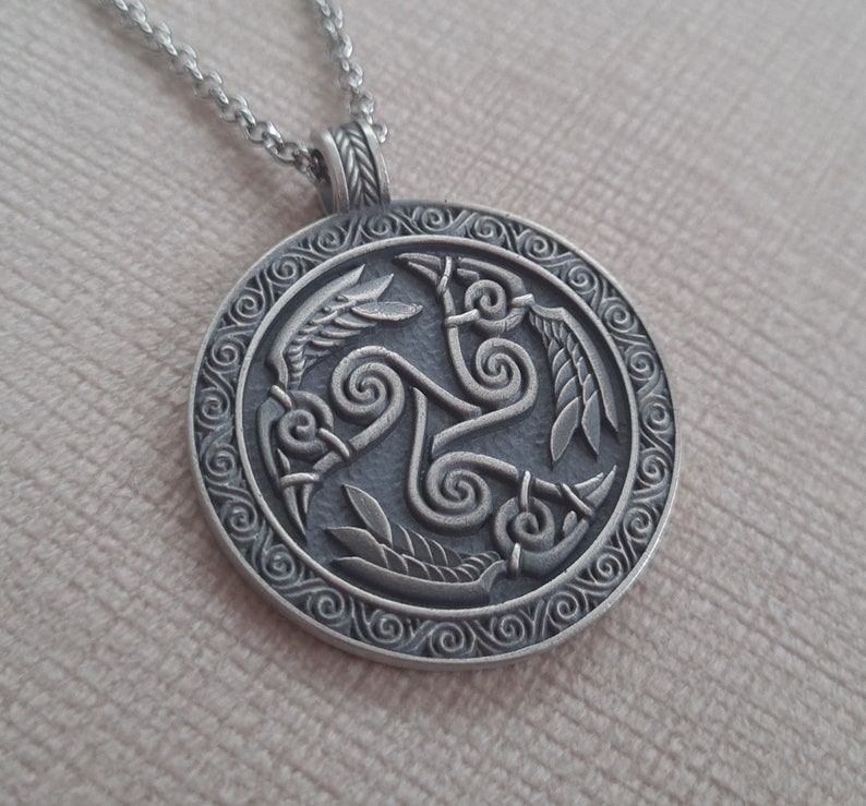 Celtic Morrigan Goddess Three Ravens Morrighan Triskelion - Etsy