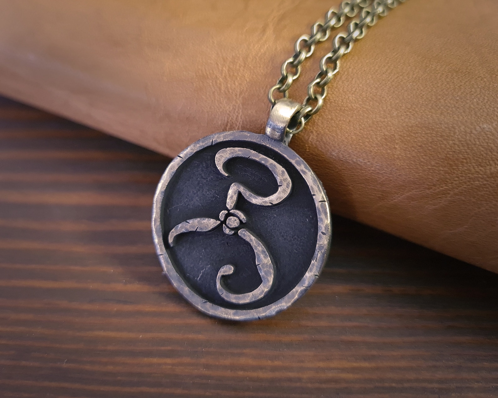 Brass/silver Cthulhu Yellow Sign H.P. Lovecraft Hastur - Etsy