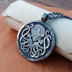Lovecraft Cthulhu Necklace Pendant Amulet Jewelry - Etsy