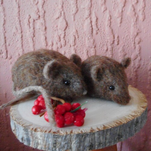 Needle Felted Life Size Mouse Brown Mouse Mouse Statue - Etsy