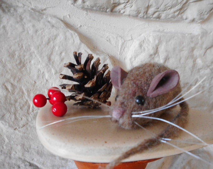 Needle Felted Life Size Mouse, Brown Mouse, Mouse Statue, Fibre Art ...