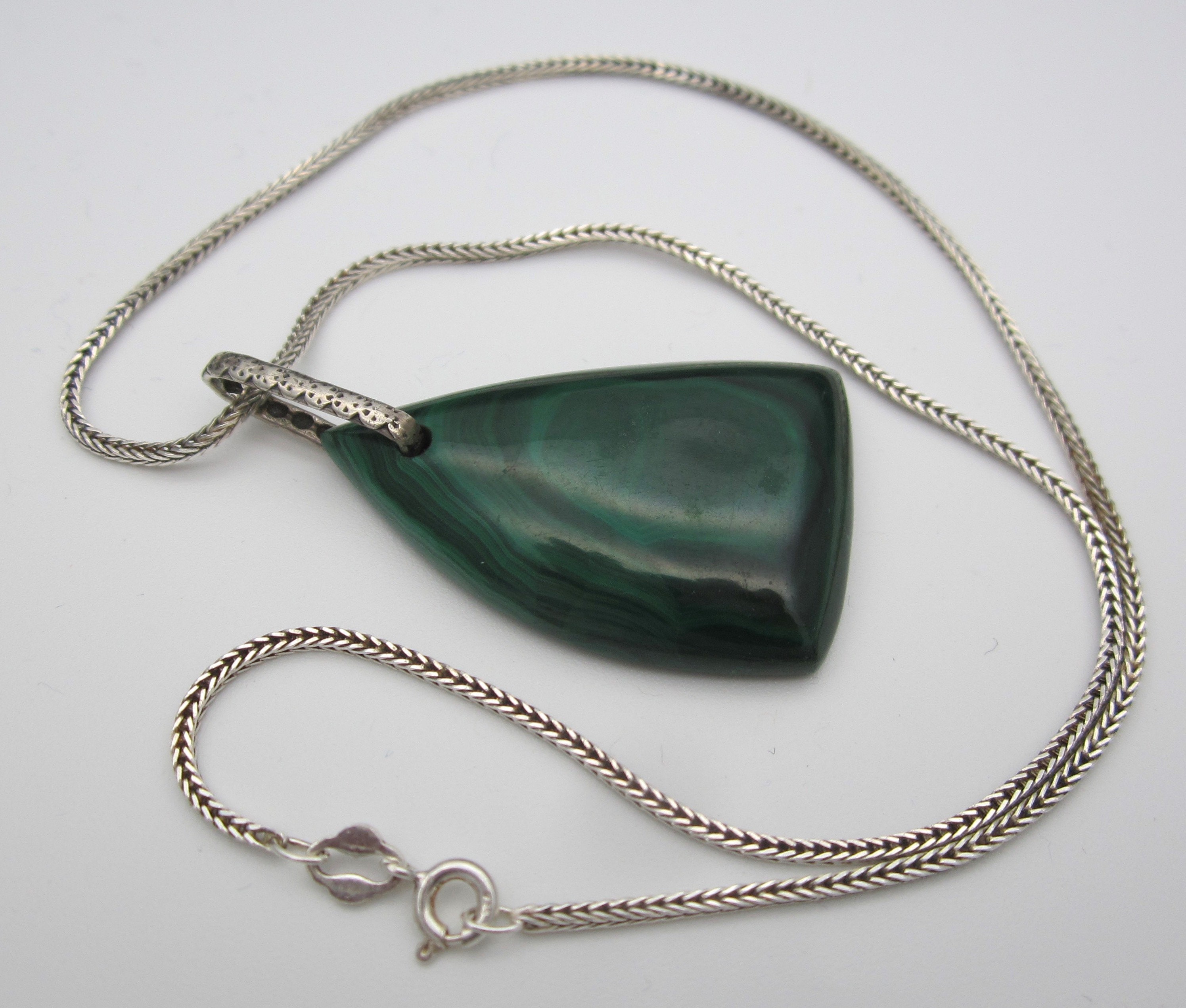 Vintage Sterling Silver Malachite Fox Chain Pendant Necklace