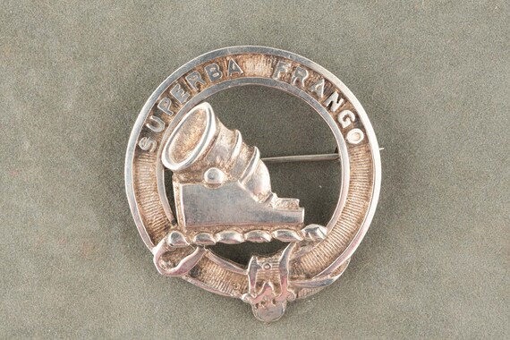 QuinneysAntiques