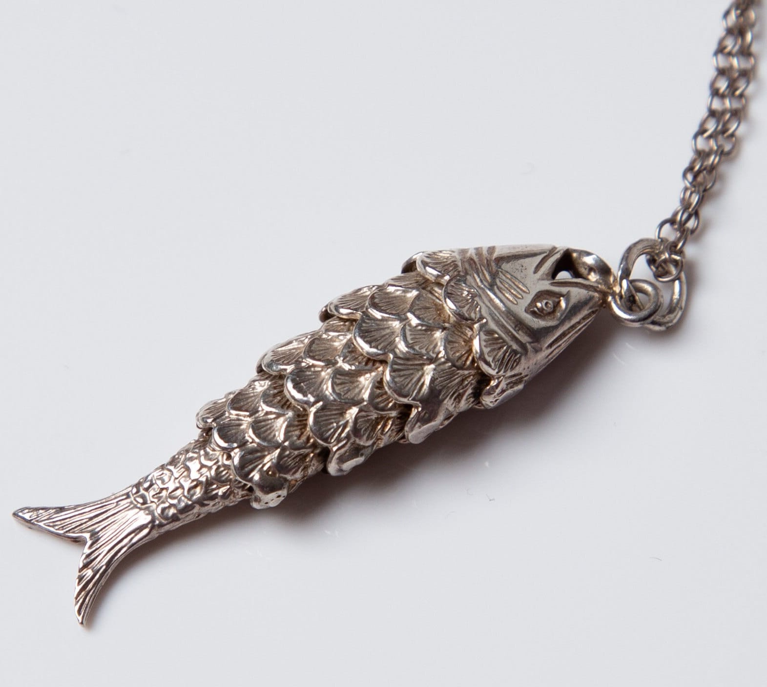 Vintage Sterling Silver Articulated Fish Pendant Necklace