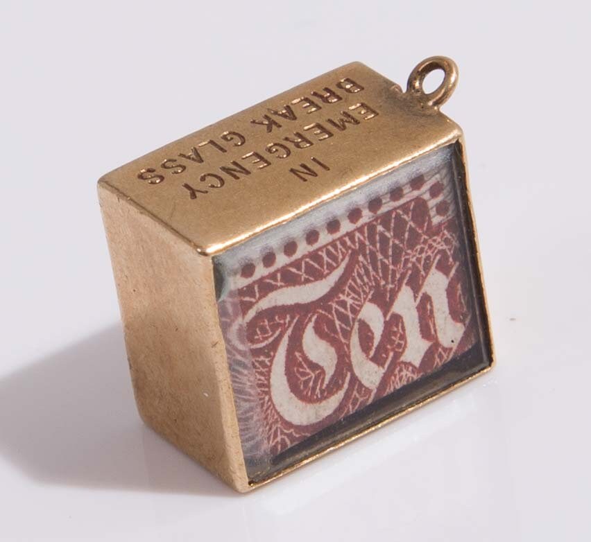 Vintage C1950s 9ct Yellow Gold 10 Pound Note Charm