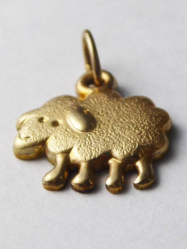 Vintage 9ct Yellow Gold Sheep Charm
