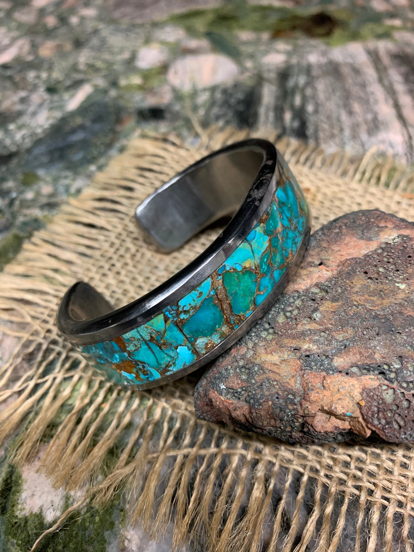 3/4" Titanium Cuff Bracelet. Kingman Turquoise Inlay. 5.25 Mm X 20 Mm ...