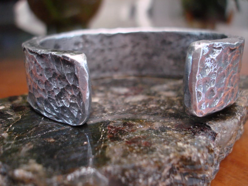 Hammered 5mm Heavy Aluminum Cuff. 5mm Thick . 20mm Wide. - Etsy