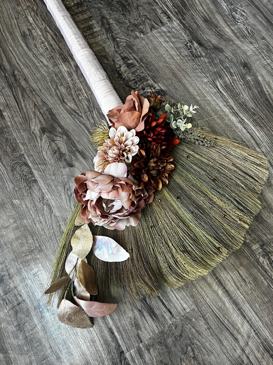 Wedding Jumping Broom (name: Champers) - Etsy