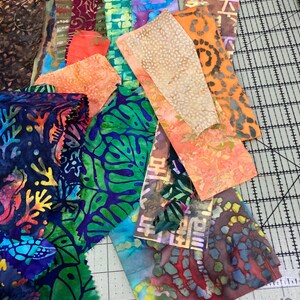 Batik Fabric Scraps, Crumb Quilting Pieces, Fabric Destash - Etsy