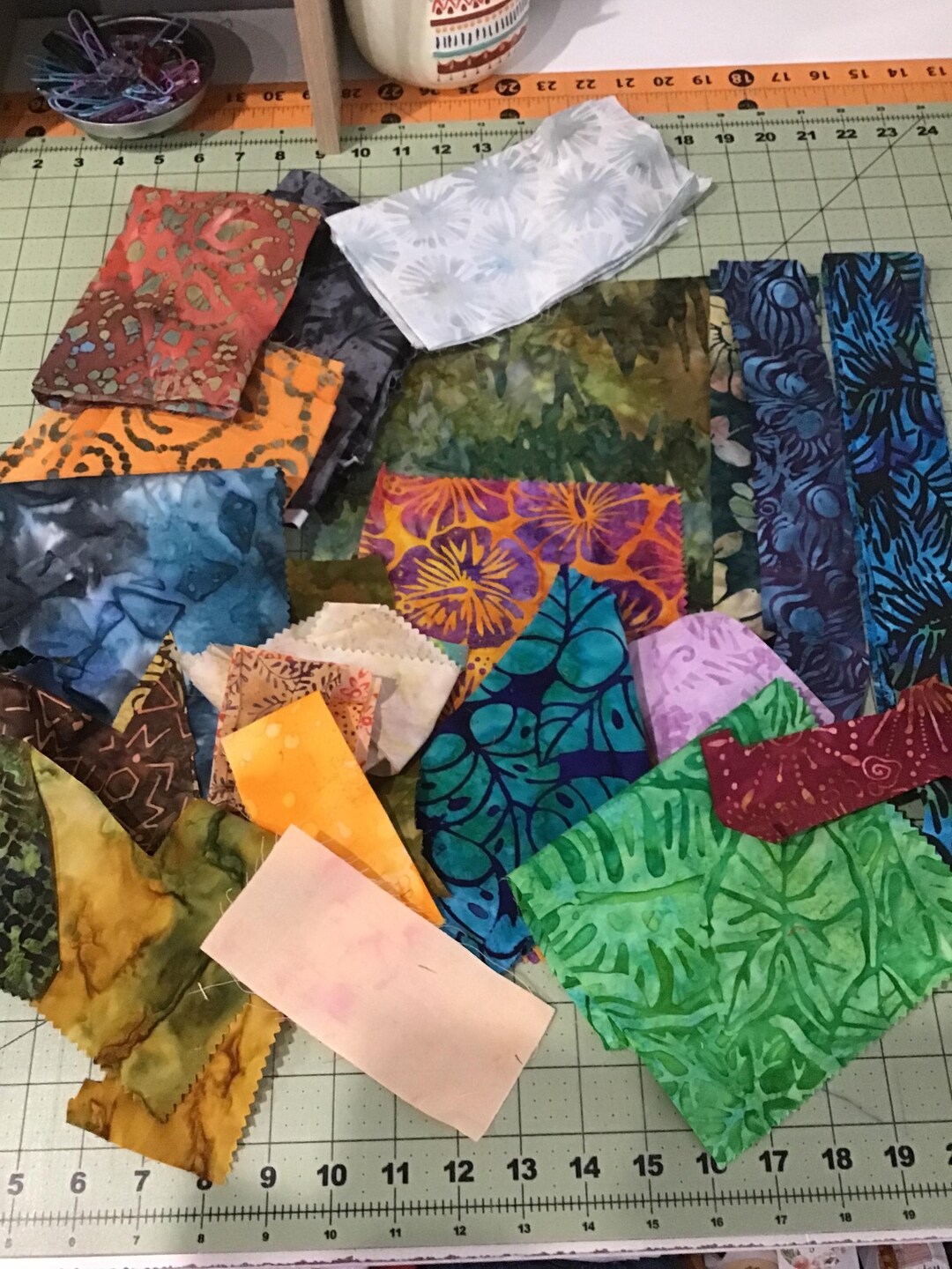 Batik Fabric Scraps, Crumb Quilting Pieces, Fabric Destash - Etsy