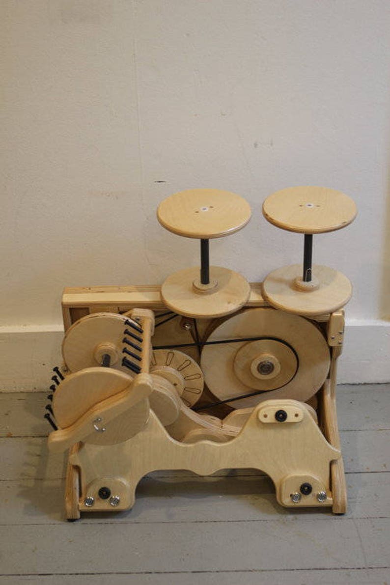 Spinolution Worker Bee Spinning Wheel - Etsy