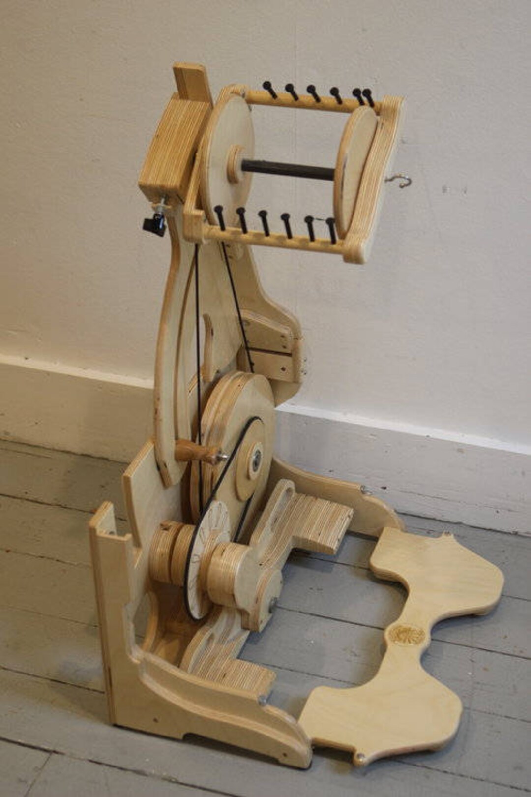 Spinolution Worker Bee Spinning Wheel - Etsy