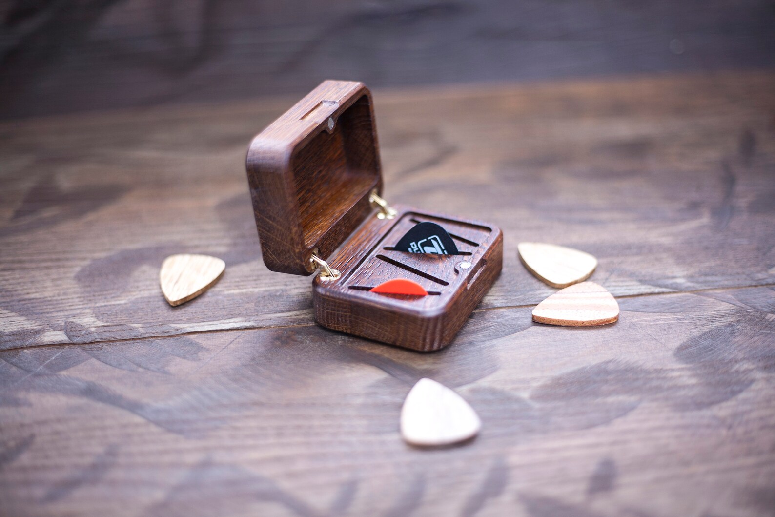 Guitar Pick Box-wood-custom-personalized-plectrum-pick | Etsy