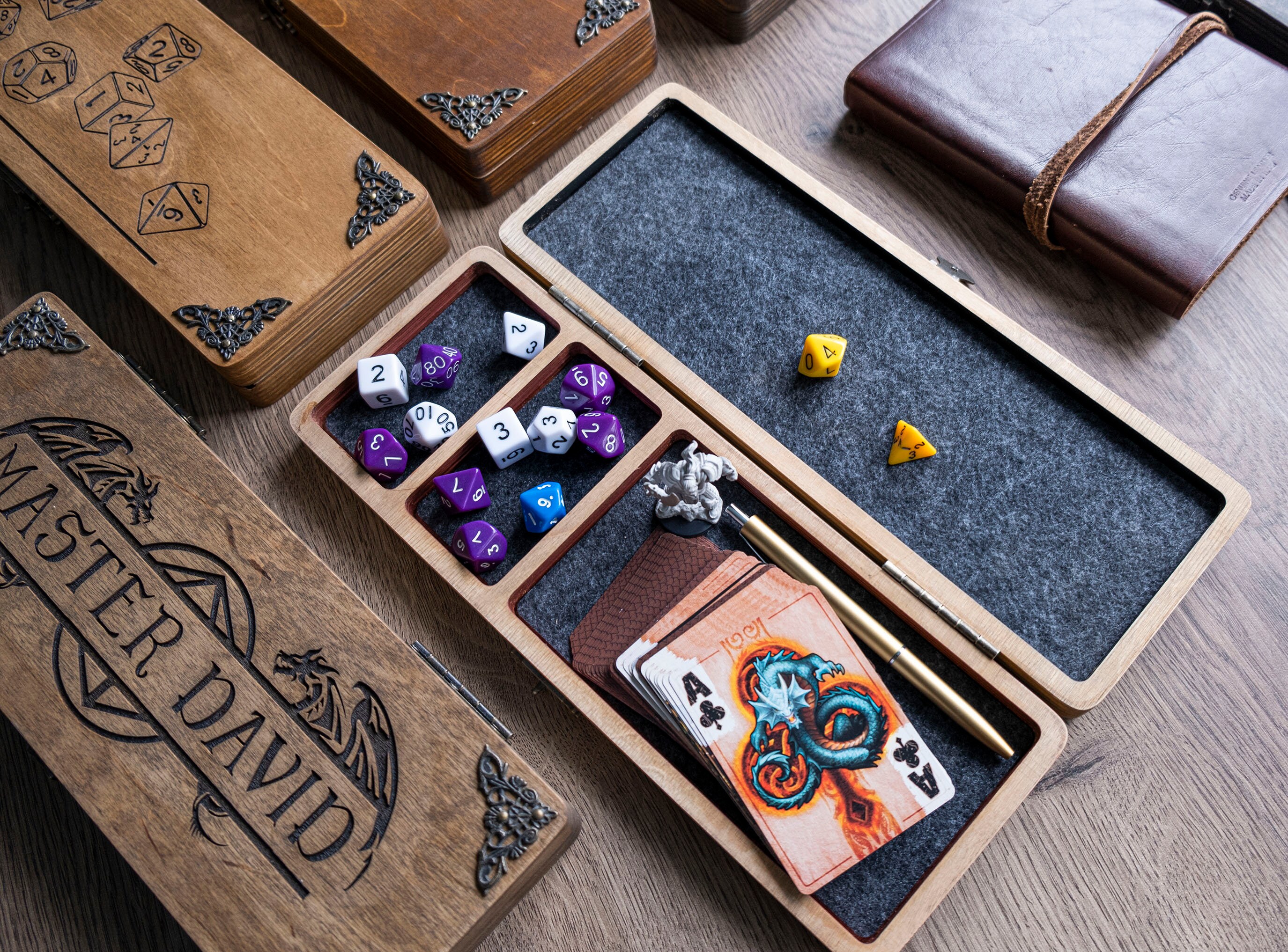 Games Dice Wooden Box for Bones Vault Role Playing and Gaming Tabletop ...
