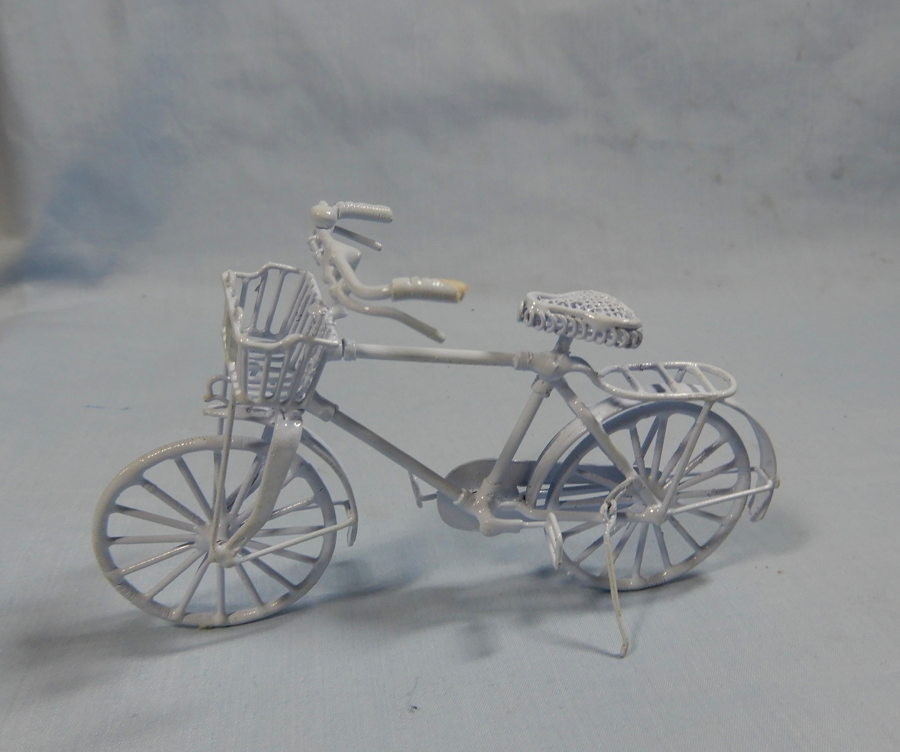 Art & Collectibles 4 14 Miniature NEW Metal Sold As Is High Rise ...