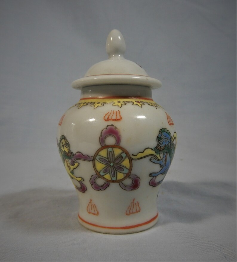 Vintage Porcelain Ginger Jar Stand Foo Dog Motif Seldom Seen - Etsy