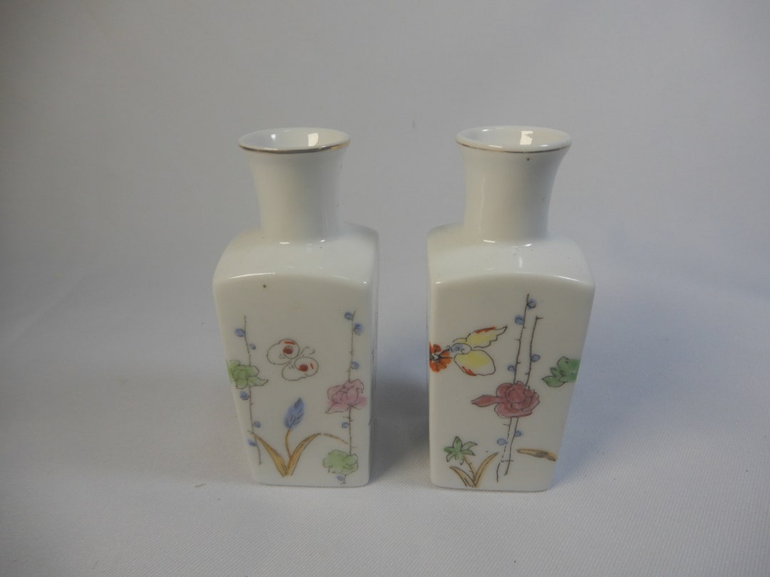 Vintage Chinese Porcelain Small Vases Pair Circa Mid 20th Century ...