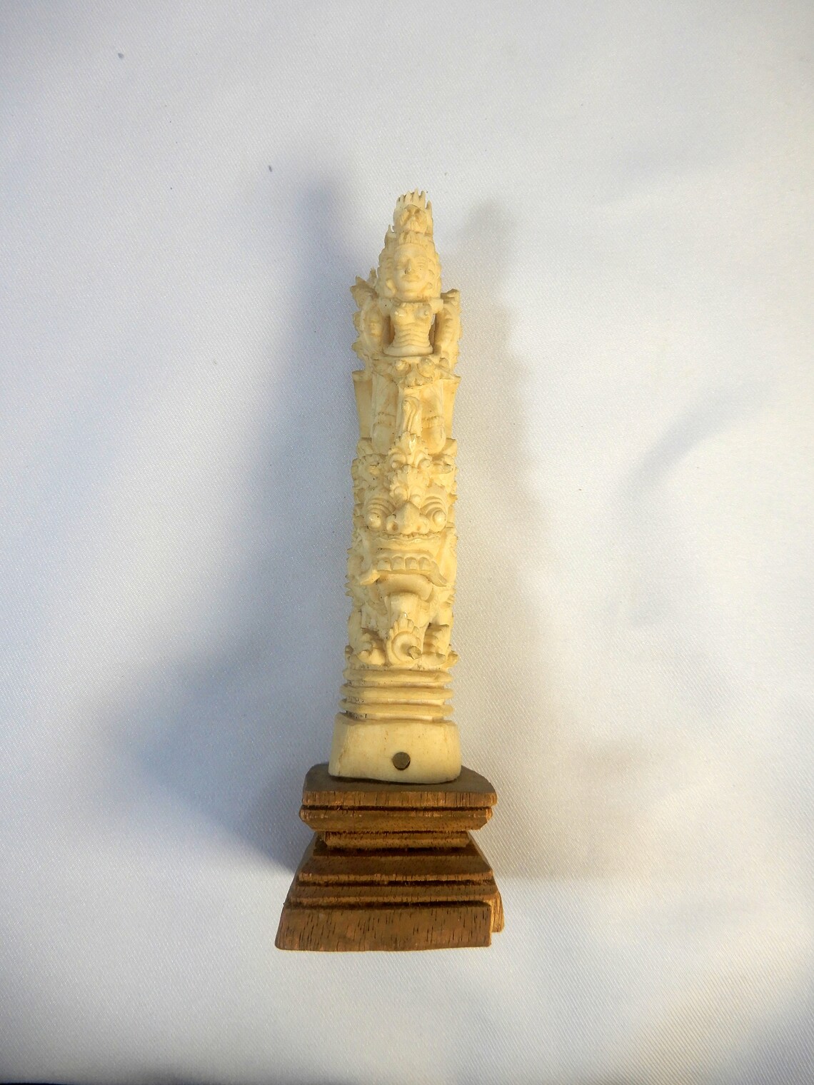 Vintage Indonesia Bali Hand Carved Cow Bone Totem Baliness Court ...