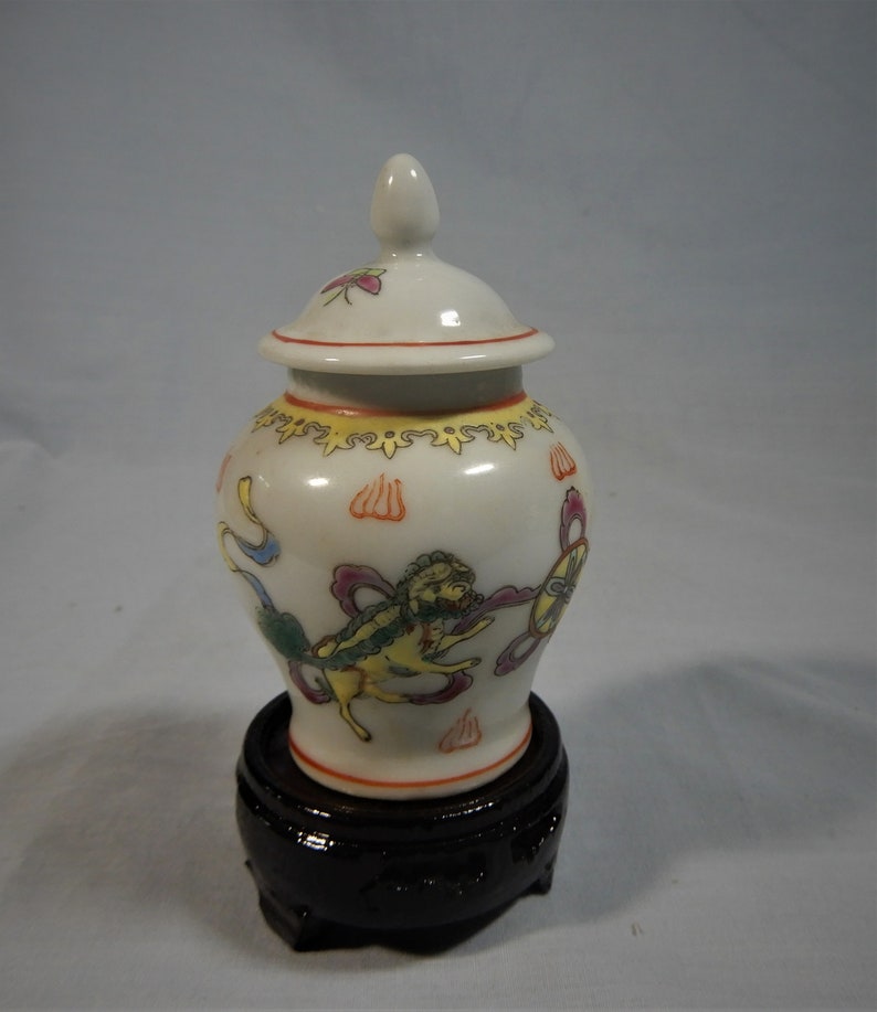 Vintage Porcelain Ginger Jar Stand Foo Dog Motif Seldom Seen - Etsy