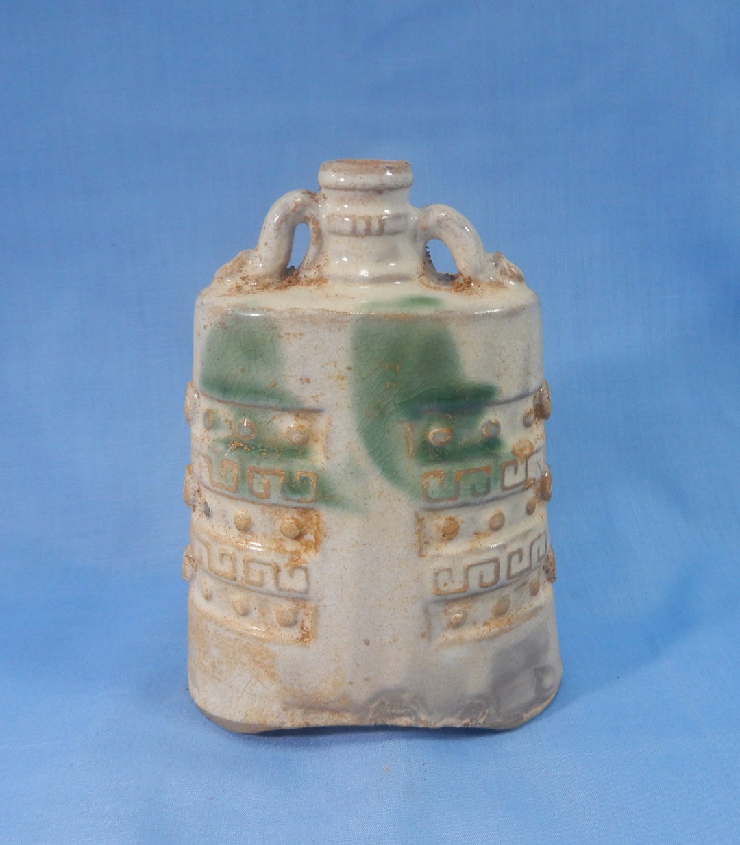 Tang Dynasty (613-907) Ceramic Bell-shape Stoneware Vase Sancai Glaze ...
