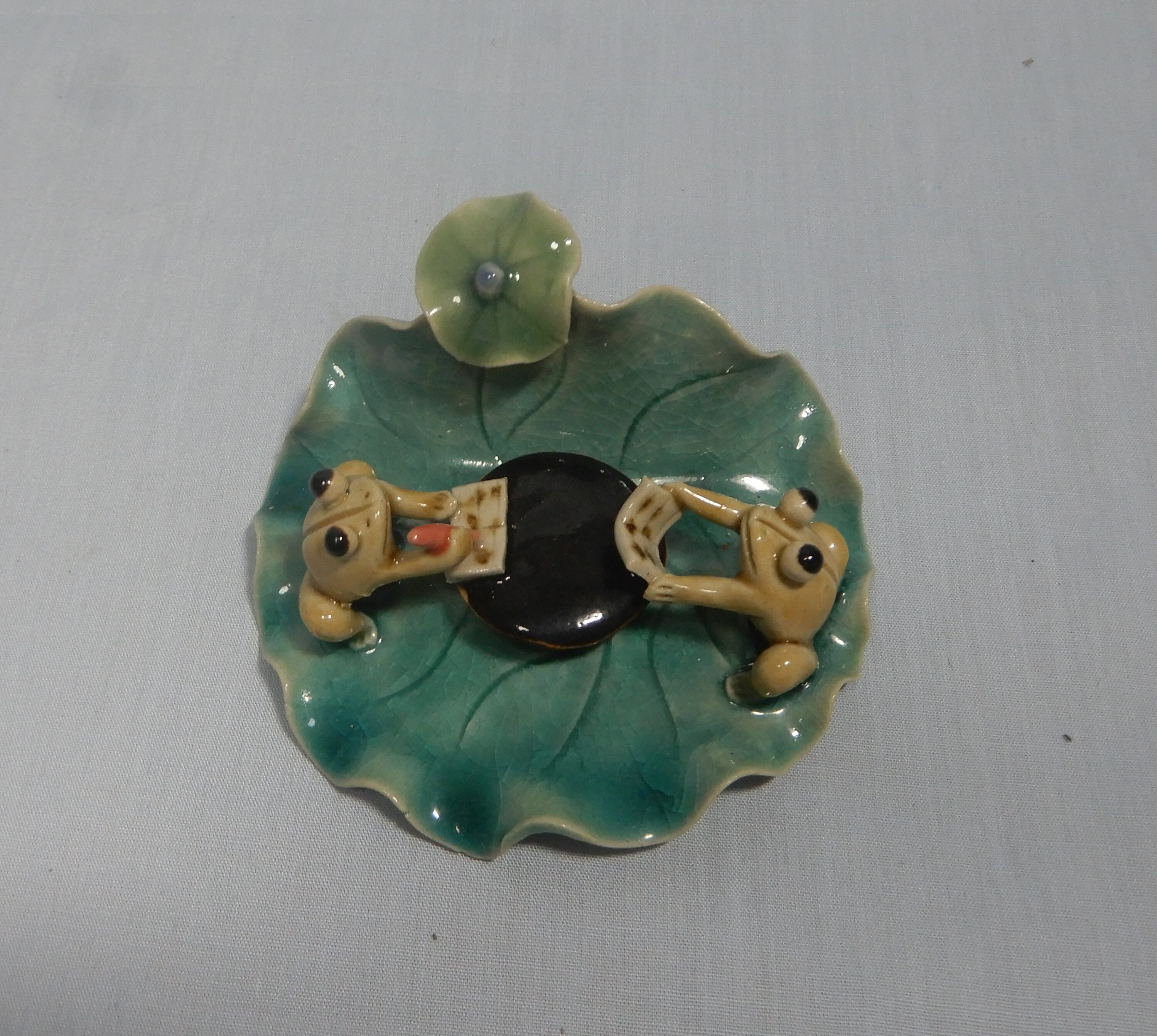 Vintage Chinese Ceramic Frog Figurines Reading Chess Basket - Etsy UK
