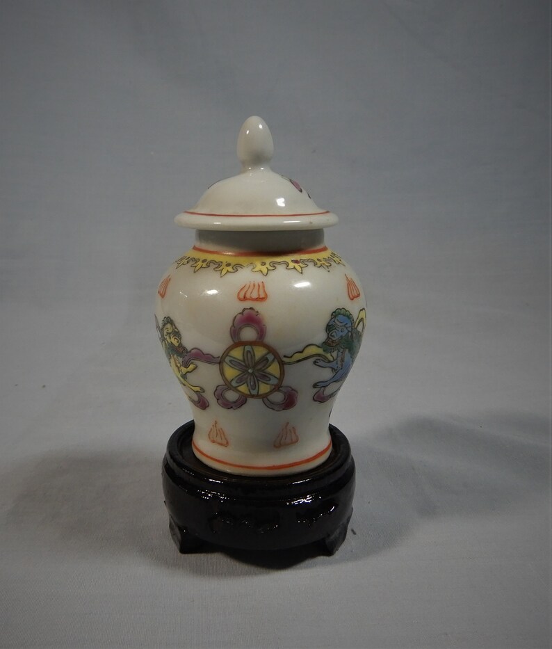 Vintage Porcelain Ginger Jar Stand Foo Dog Motif Seldom Seen - Etsy