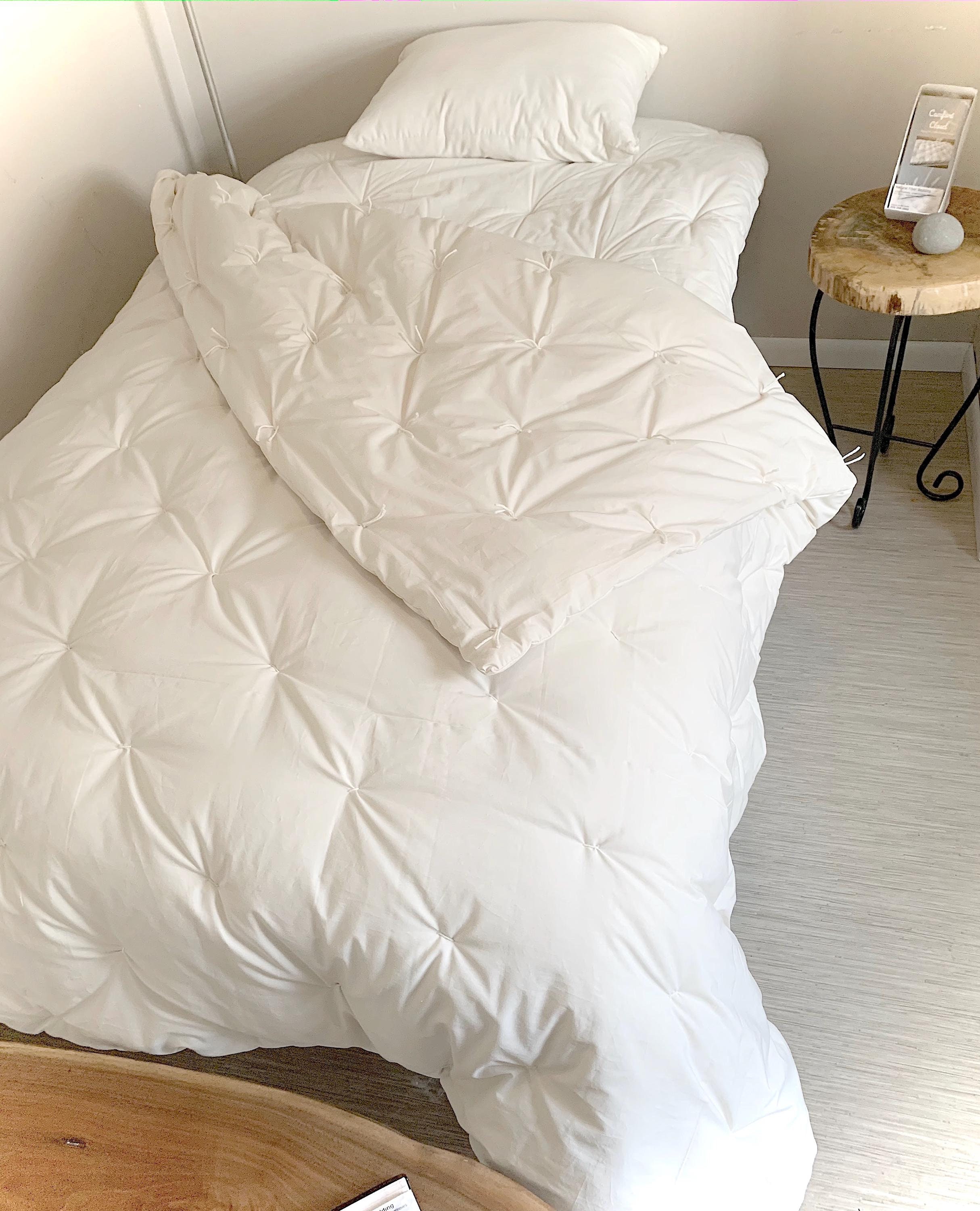 Wool Filled Comforter, Hand Made, in 100% Cotton Case, Tufted, Natural ...