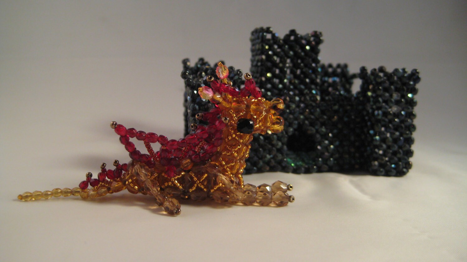 3D Beaded Dragon Tutorial - Moravian the Dragon, Right Angle Weave ...