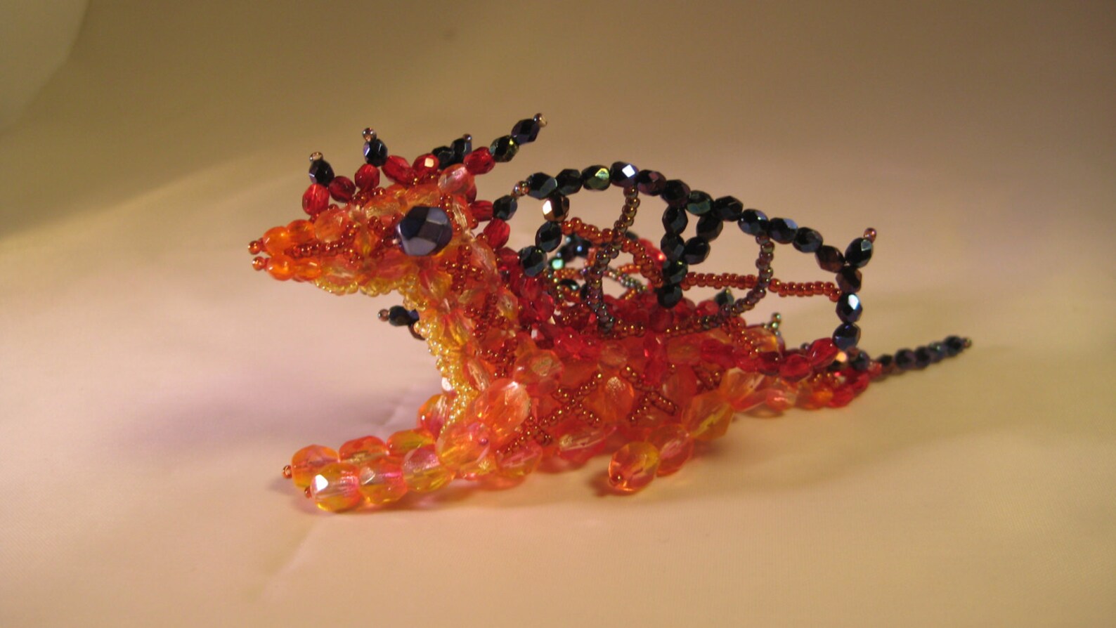 3D Beaded Dragon Tutorial - Moravian the Dragon, Right Angle Weave ...