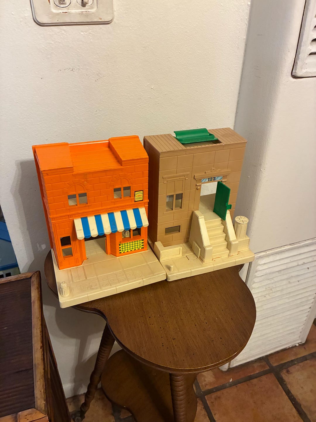 1984 Sesame Street Fold-up Playhouse – Playskool Mr. Hooper’s Store - Etsy