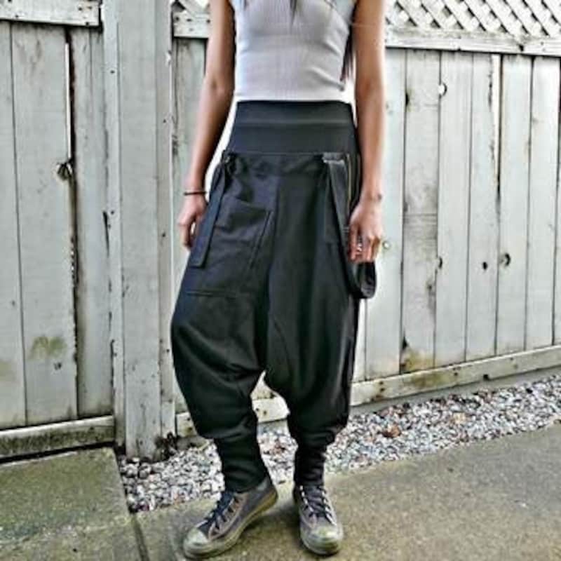 Toji Pants - Etsy