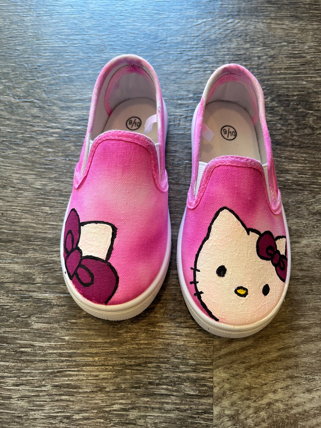 Hello Kitty Hand Painted Shoes - Etsy