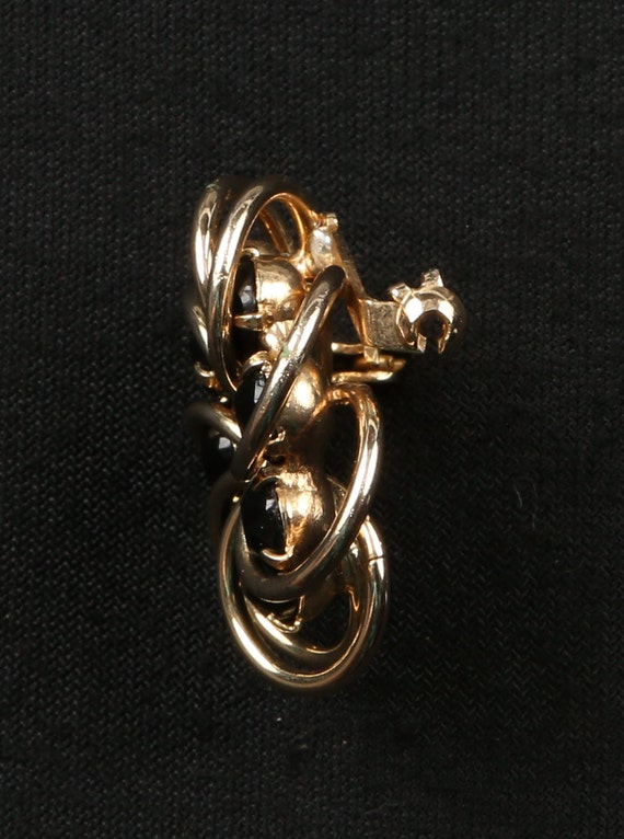 1960's Spiral Circle Pin Gold Tone Coil Encasing Pron… - Gem