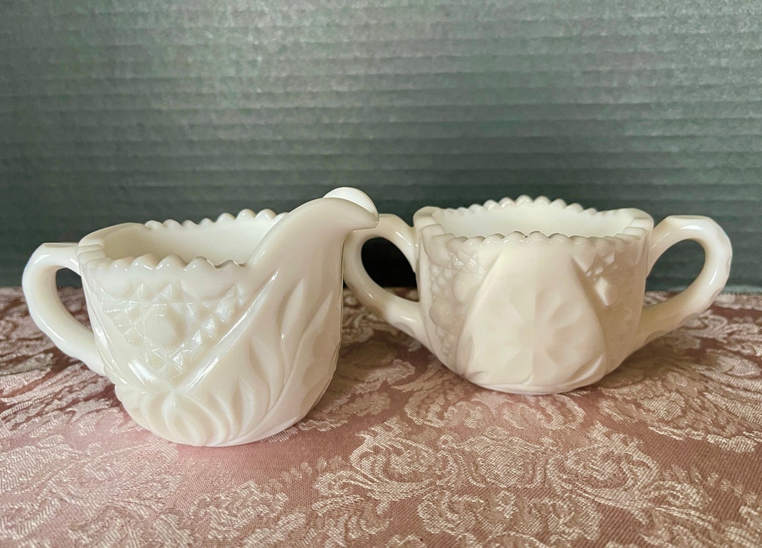 1950's-70's Milk Glass Large Daisy N Hex Pattern, Sawtooth Top, Mid ...