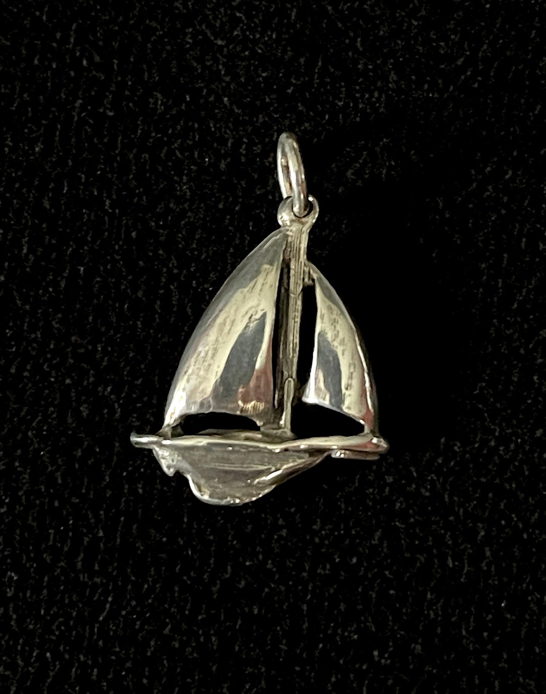 VTG Sterling Silver Small Articulated 3D Sailboat Pendant, Curved Sails ...